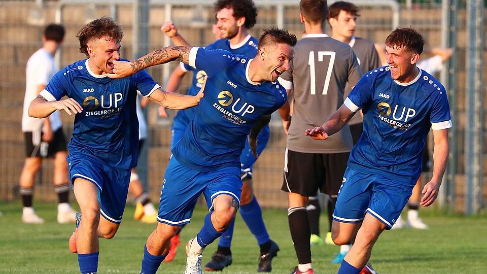 Vor 1.234 Fans: Weiden feiert Derbysieg gegen Fortuna - FuPa