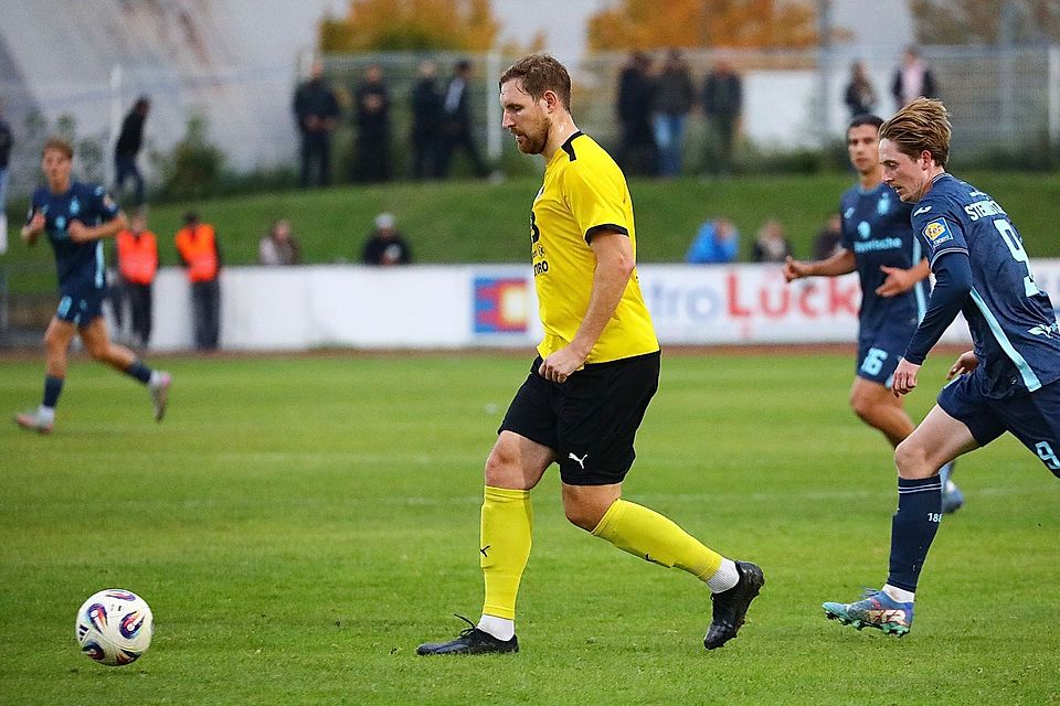 Ein Duell der Spielertrainer und der Monster-Serien - FuPa