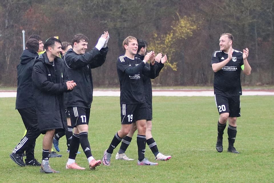 DJK-Reserve jubelt über ersten Saisonsieg – Gaißach gewinnt in Hausham ...