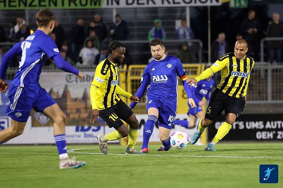 »Extrem wichtig«: Suche nach drei Ostereiern am Reuthinger Weg - FuPa