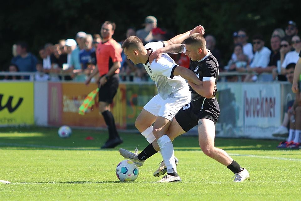 „Das ist unglaublich“ : TuS Geretsried feiert Bayernliga-Aufstieg - FuPa
