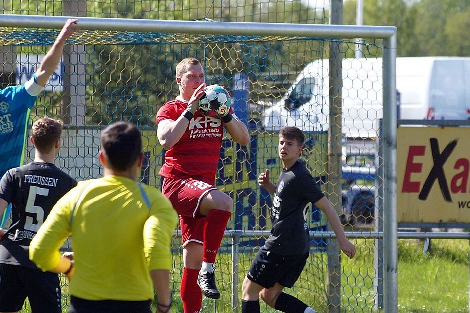 FSV Saxonia Tangermünde schließt "eine ganz große Baustelle" - FuPa