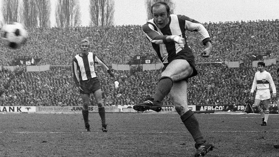 „Schlitzohr“ Brenninger wird 80: Als der Mucki noch Wucki hieß - FuPa