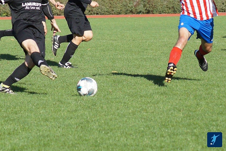 Neuhof gewinnt Gipfeltreffen – Almstedt feiert Kantersieg - FuPa