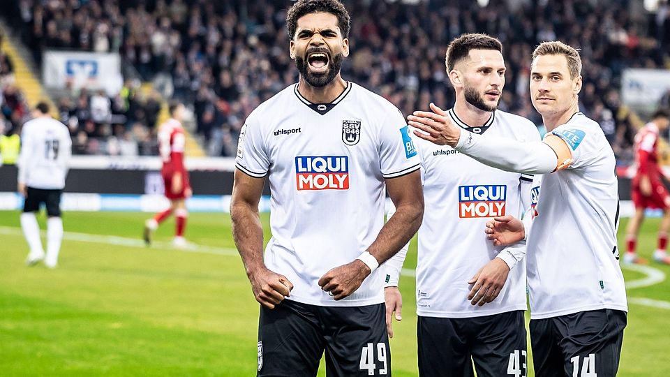 VIP-Glück: Zwei Fans des SSV Ulm fiebern dem großen Tag entgegen - FuPa