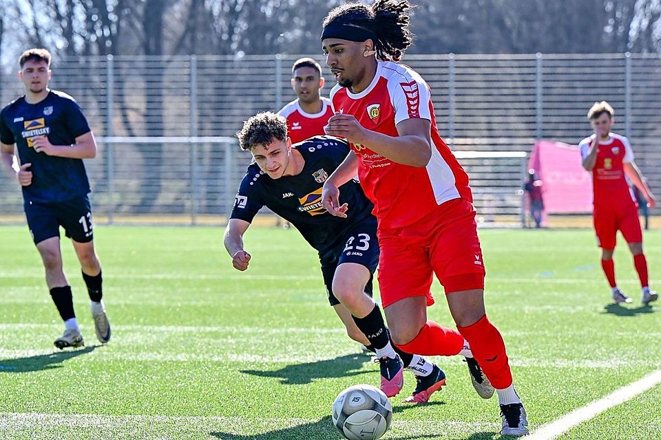 FC Unterföhring: Mit der Dreierkette gegen die Wundertüte Karlsfeld - FuPa