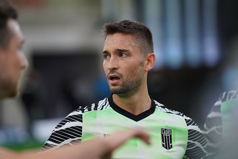 Baller League: Leitner schießt Las Ligas Ladies ins Final Four - FuPa