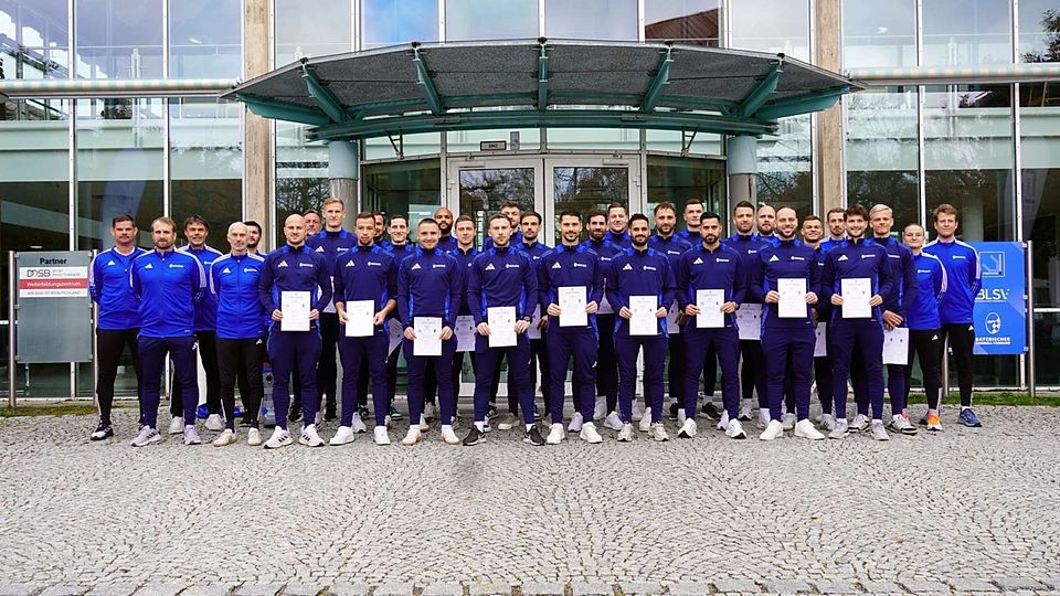 Trainer-Sonderlehrgang: Rudy, Valentini & Co erwerben B-Lizenz - FuPa