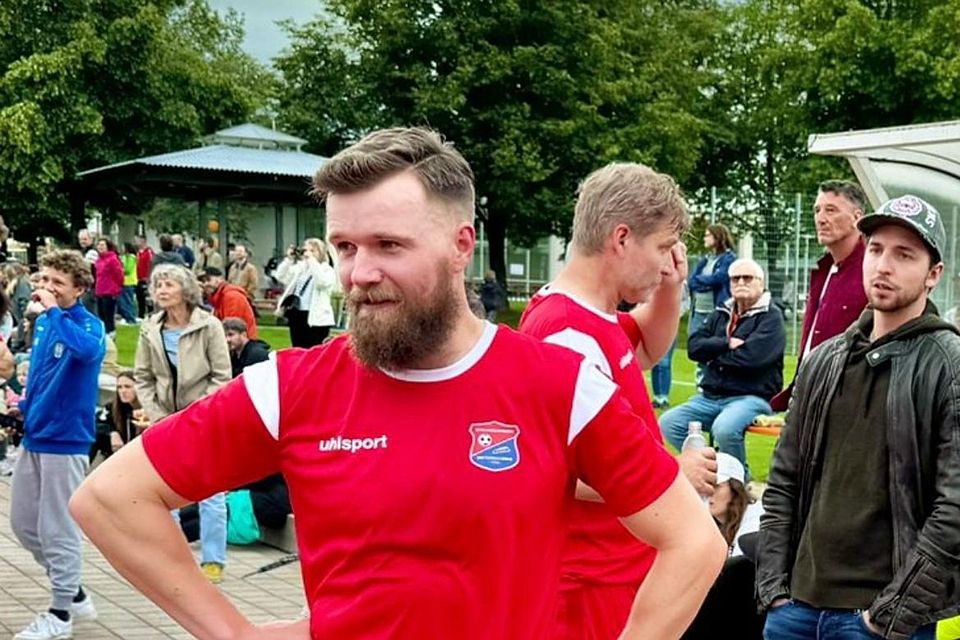 „Uns tut ein ‚junger‘ Spieler natürlich gut“: Hain feiert Comeback im ...