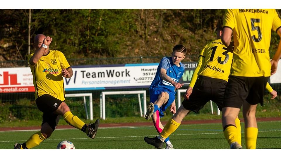 Fußball-A-Liga: 25 Tore am Donnerstagabend - FuPa
