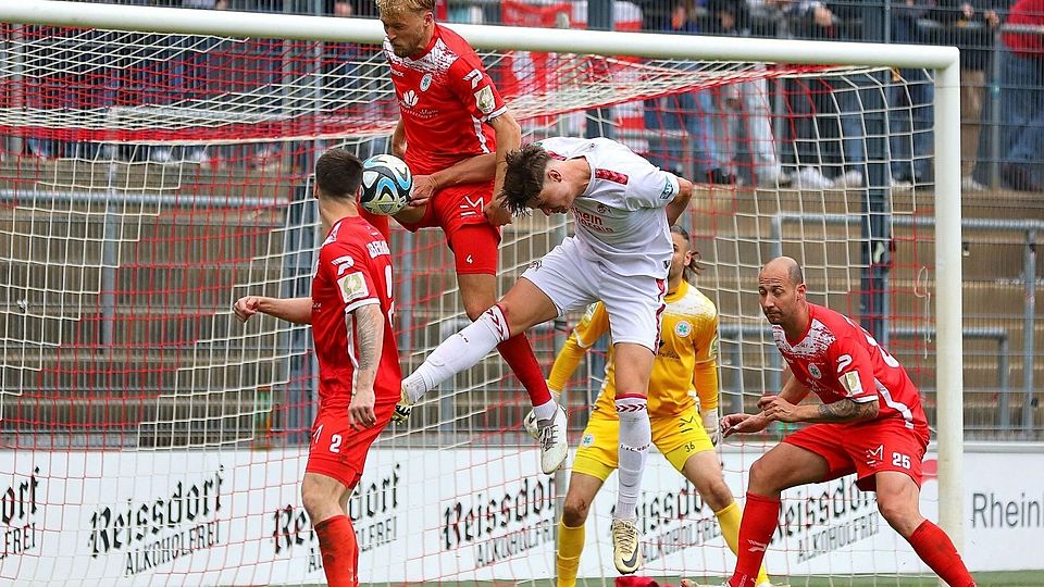 Regionalliga West: So funktionieren Aufstieg und Abstieg 2024/25 - FuPa