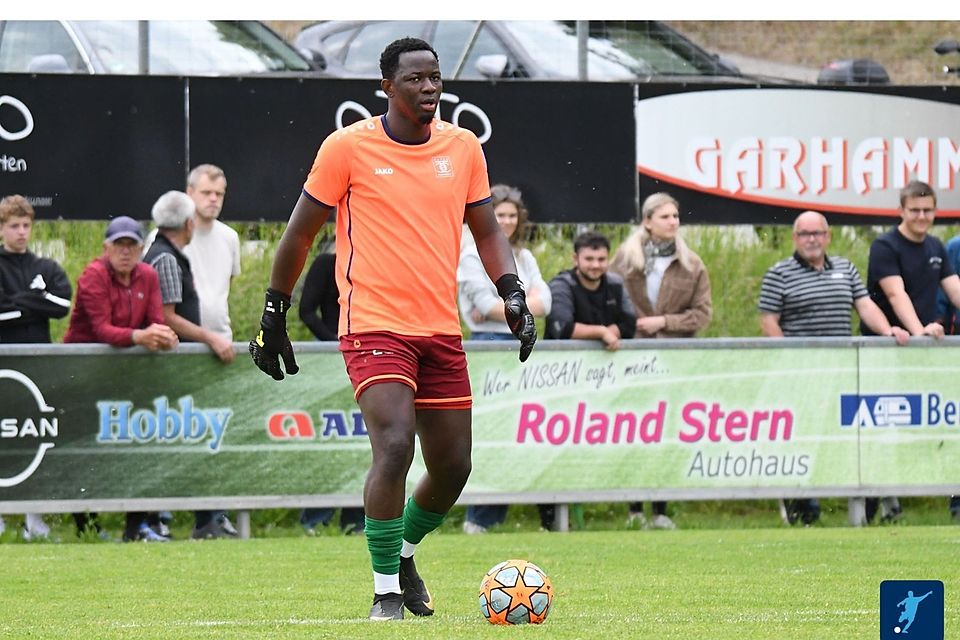 Ex-Junioren-Nationalspieler Sidibeh & 2 weitere Neue für TG Straubing ...