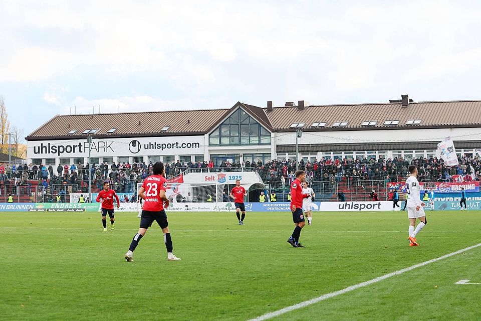 Was plant der FC Bayern in Haching? Alle Hintergründe zum Stadionkauf ...