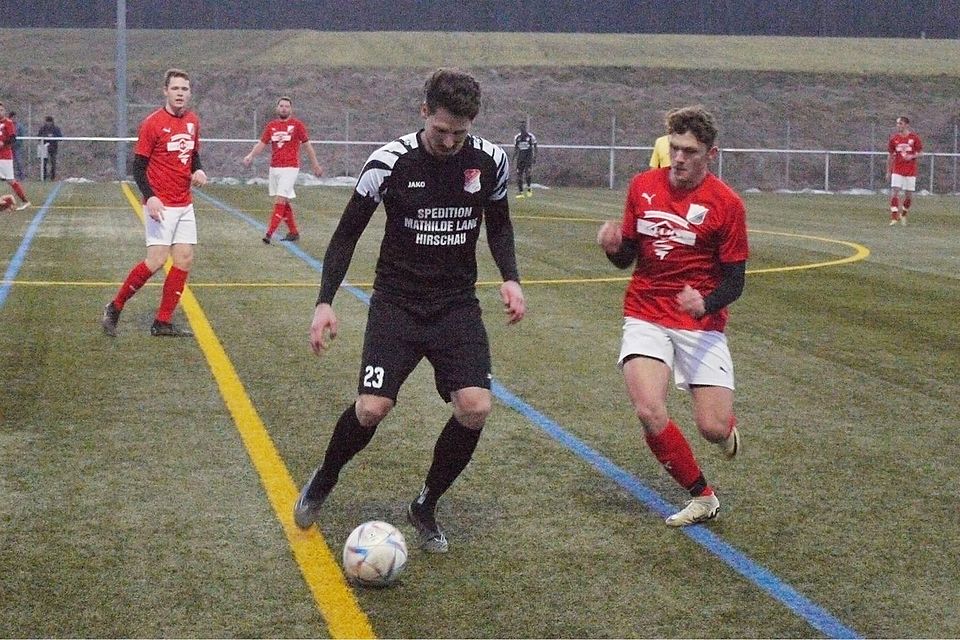 Kareth verliert bei Wenzenbach – 4 Tore in 4 Minuten in Oberhinkofen - FuPa