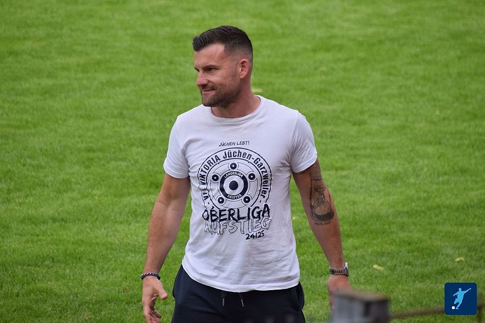 Höhenflug von Jüchen sorgt für Aufsehen - FuPa