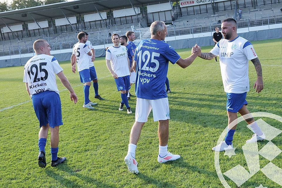 Stuttgarter Kickers - Spiel der Legenden auf der Waldau - FuPa