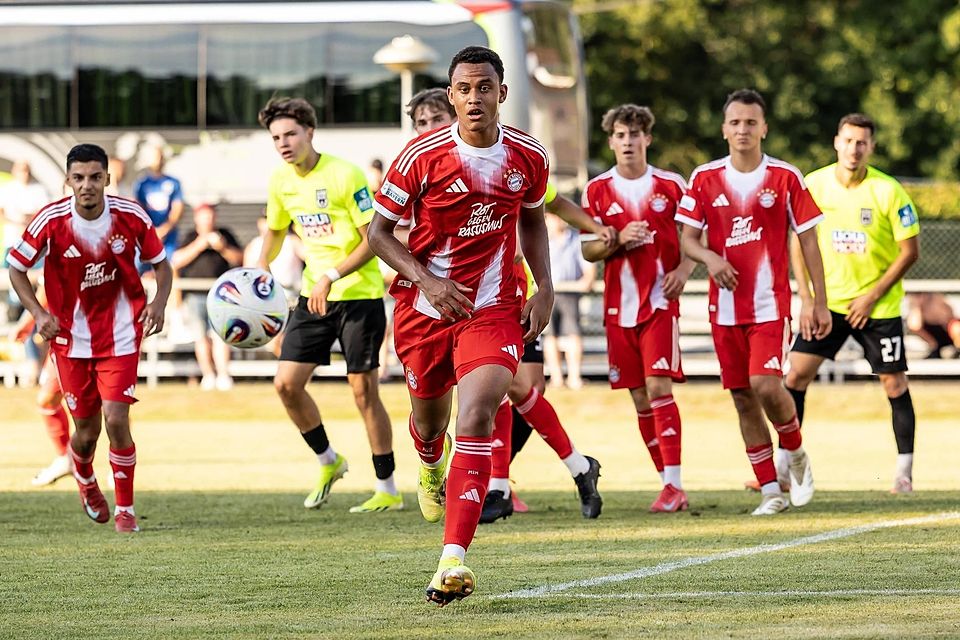 Tarek Buchmann feiert Comeback bei Testspielsieg des FC Bayern II - FuPa
