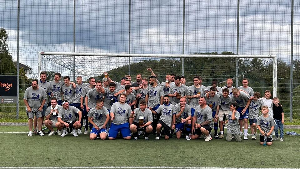 TGSV Holzhausen: Ein "fußballverrücktes Dörfchen" steigt auf - FuPa