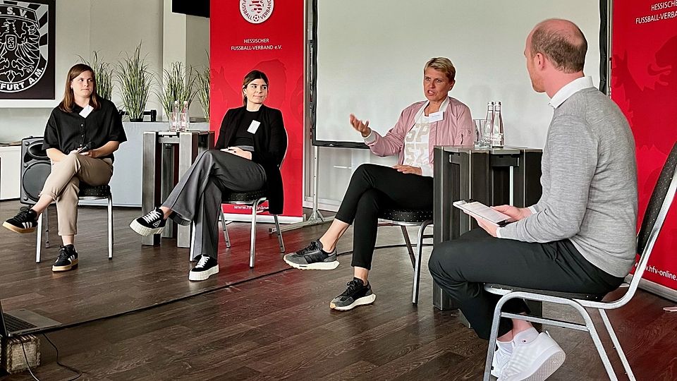 Launch der Strategie für Frauen und Mädchen im hessischen Fußball - FuPa