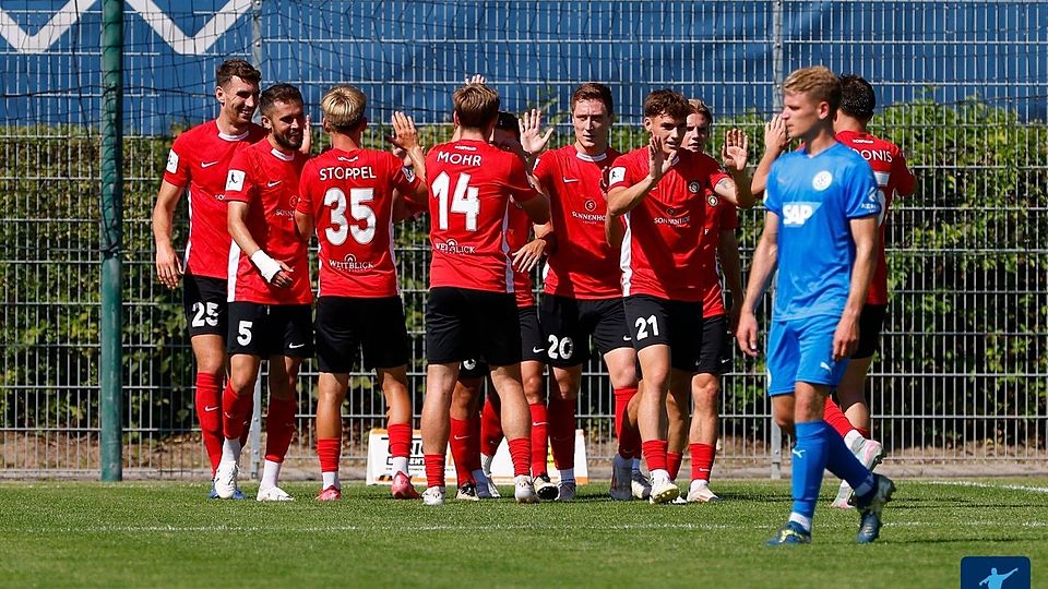 Freiberg patzt, Großaspach steht praktisch als Aufsteiger fest - FuPa