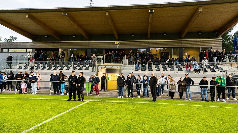 D1S1: Wegweisendes Duell zwischen Äischdall und Gilsdorf - FuPa