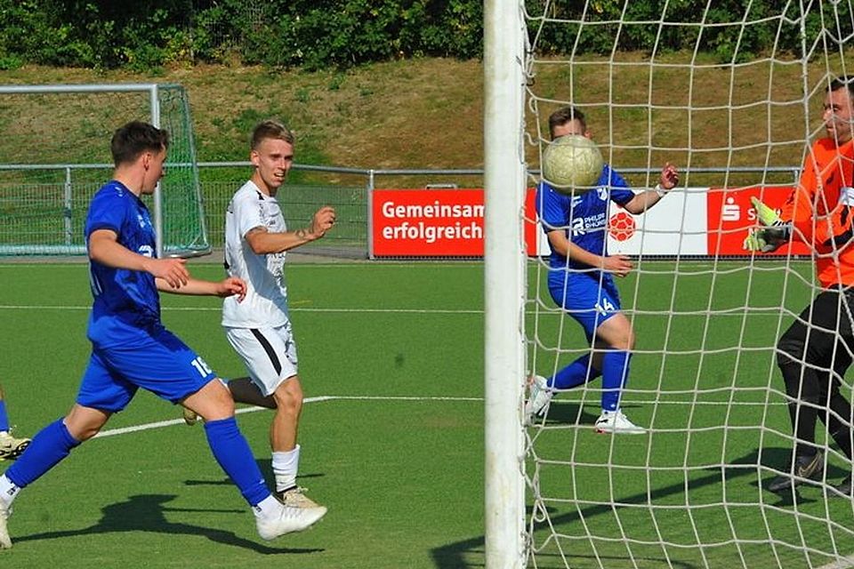 Kreisliga A MG-VIE: Dritter Rheindahlen geht gegen SV Lürrip unter - FuPa
