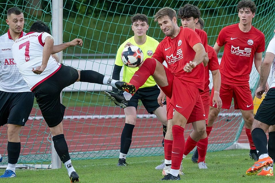 Ex-Bayernliga-Kicker Schneiker zieht beim SC Baldham-Vaterstetten die ...