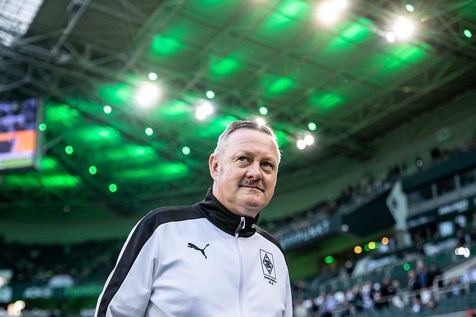 Borussia zu Gast beim SV Glehn: Das sagt Roland Virkus - FuPa