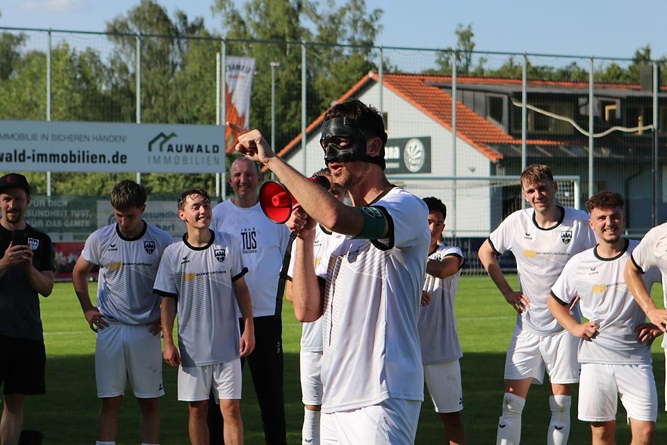 Bayernliga-Aufsteiger und TuS-Kapitän Schrills: „Jeder wollte es ...