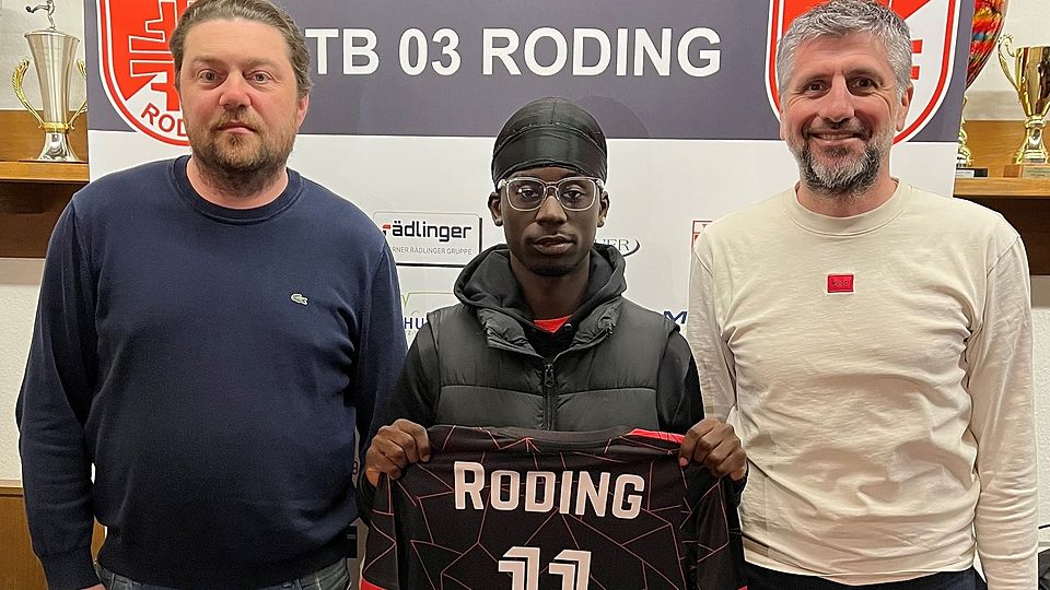 Roding gewinnt das Buhlen um Mukulu Mbangi - FuPa