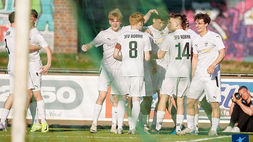 Talentschmiede feiert den Titel in der Regionalliga - FuPa