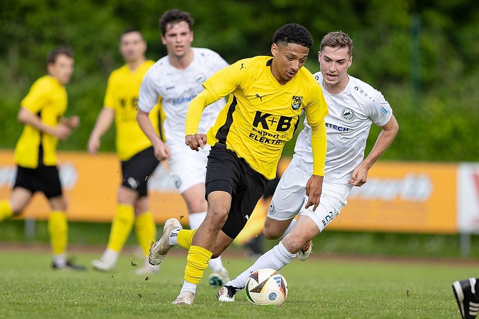 Trotz unerwarteter Abgänge: FC Amberg versinkt nicht im Chaos - FuPa