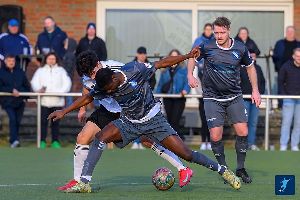 Bildergalerie: VSV Hedendorf-Neukoster festigt zweiten Tabellenplatz - FuPa