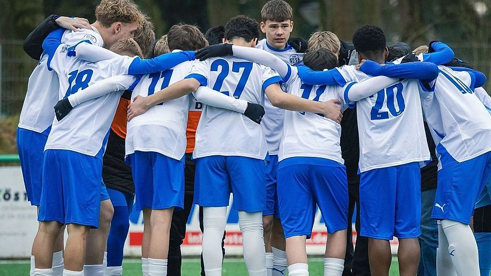 U19-Niederrheinliga: Leonard Rettek mit Viererpack gegen Dostlukspor - FuPa