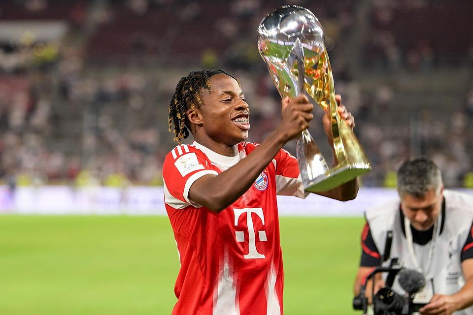 „Er hat es voll drauf“ – Seitz adelt Wisdom Mike nach Tor im ersten ...