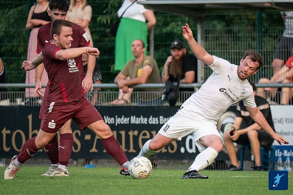 D/A-Legende Alexander Neumann schießt jetzt für Ottersberg Tore - FuPa