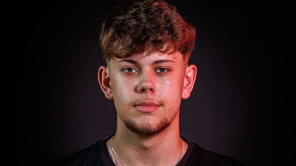 Hedendorf/Neukloster und Agathenburg/Dollern steigen auf - FuPa