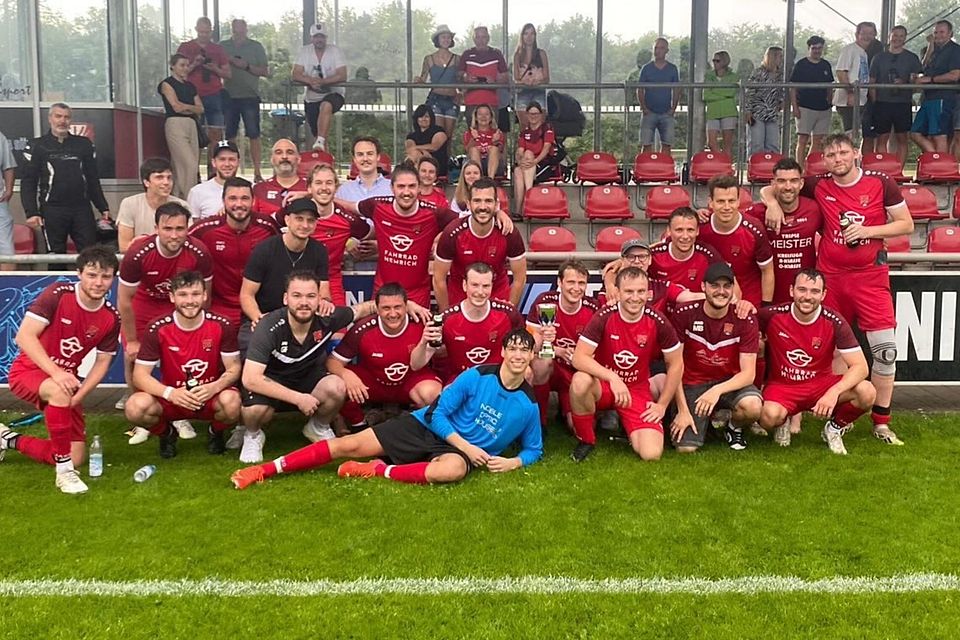 Zorneding III gewinnt dramatisch – DJK Pasing mit farbenfroher Pyro - FuPa
