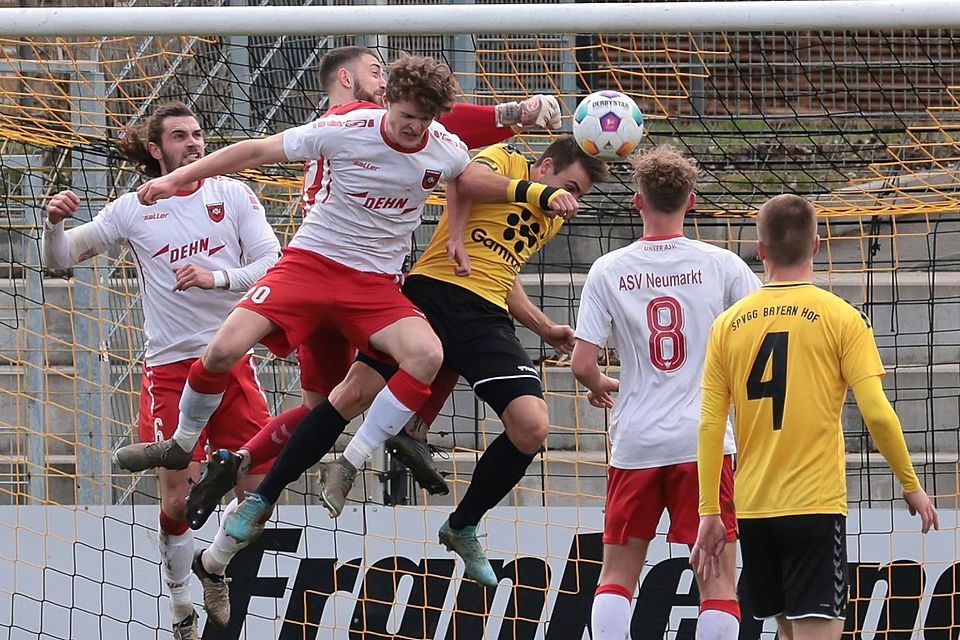 Bayernliga furios: Eltersdorf geht Baden, Jahn gibt 4:1 aus der Hand - FuPa