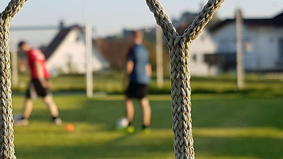 Vor dem Saison-Schlussspurt: So sind die FVRZ-Teams in Form - FuPa