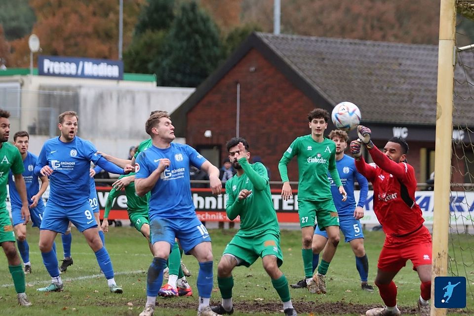 Wolfgang Lange kehrt zum SV Arminia Hannover zurück - FuPa