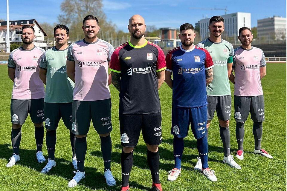 So sehen die Trikots beim Legendencup aus - FuPa