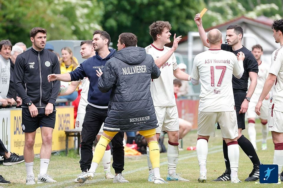 Plötzlich Cheftrainer - mit 27 Jahren! »Ruft Skeptiker auf den Plan« - FuPa