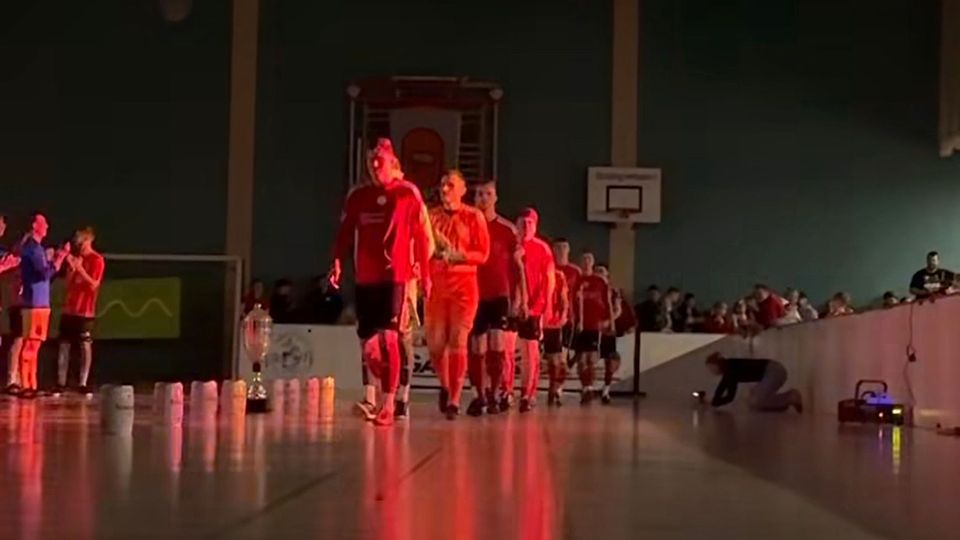 Der Gastgeber triumphiert bei der 18. Auflage des Indoor-Soccer-Cups - FuPa