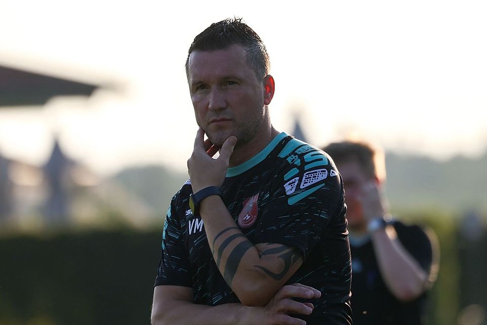 Bezirksliga Nord: Dario Stanic dreht Partie binnen zehn Minuten - FuPa