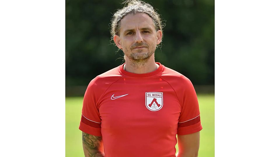 SG Modau verlängert mit Trainer Peter Hernandez Allmann - FuPa