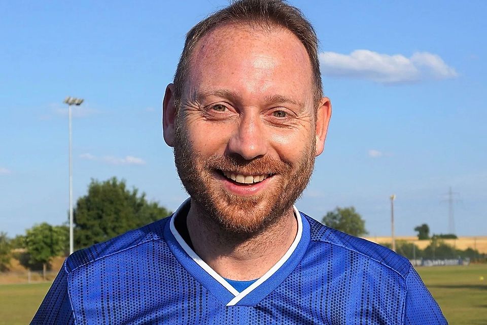 Oliver Eckl steuert „Schiff DJK Ensdorf“ ein weiteres Jahr - FuPa