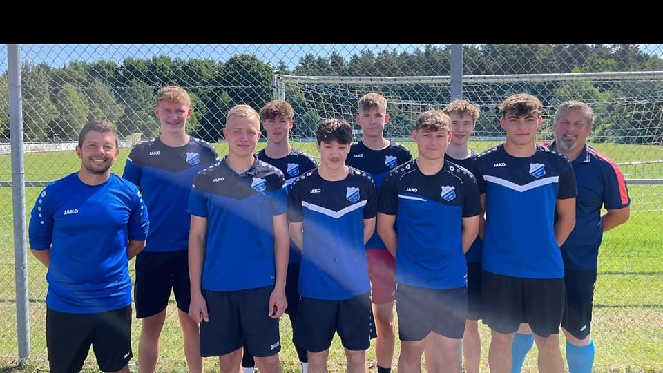 Frischer Wind für den Herrenbereich des FC – 8 Jugendspieler stoßen in ...