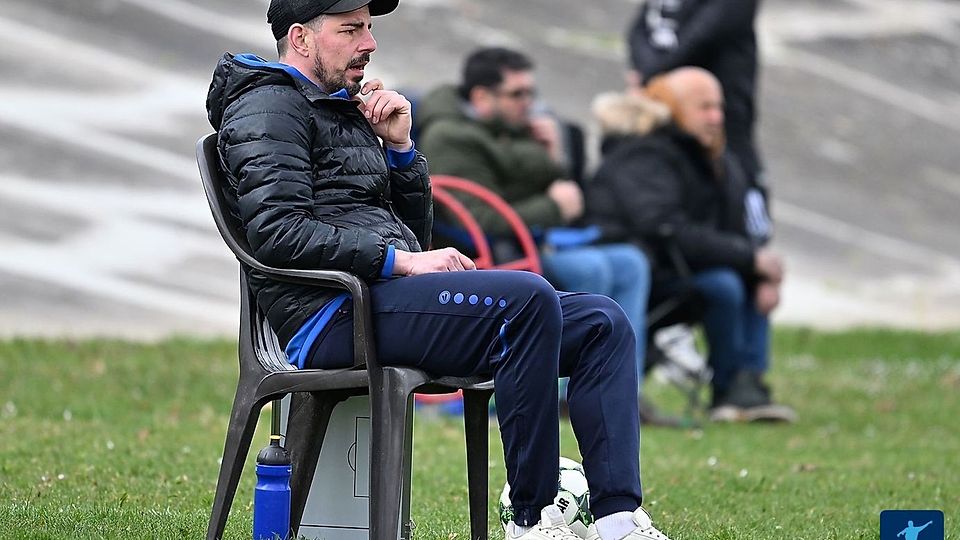 »Blues« peilen mit Daniel Heyn den Aufstieg an - FuPa