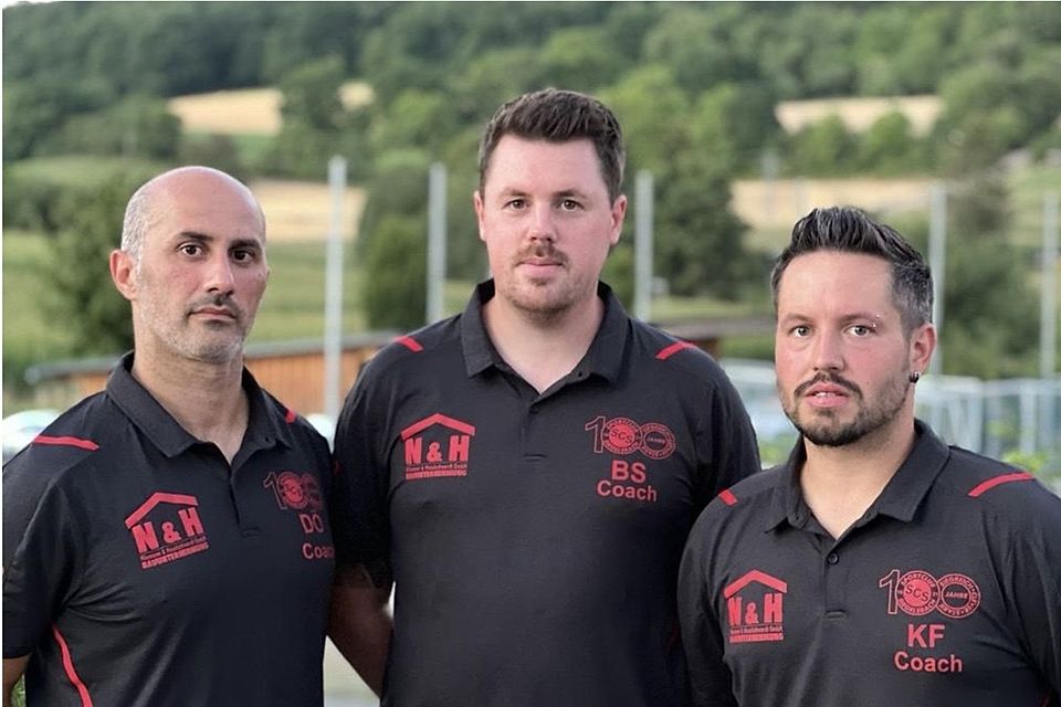 Das Trio bleibt an Bord - FuPa